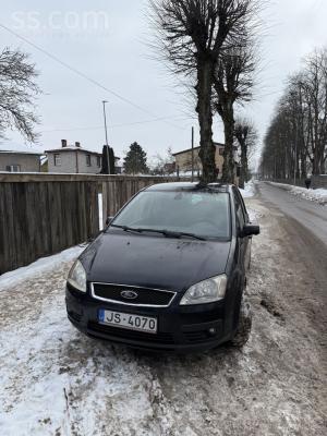 Melns Ford C-Max 2004 Liepāja, ar dzinēja tilpumu 1.60 L un nobraukumu 197 tūkst. km par 1550 €, foto  vietnē AUTOMOTO.COM.LV