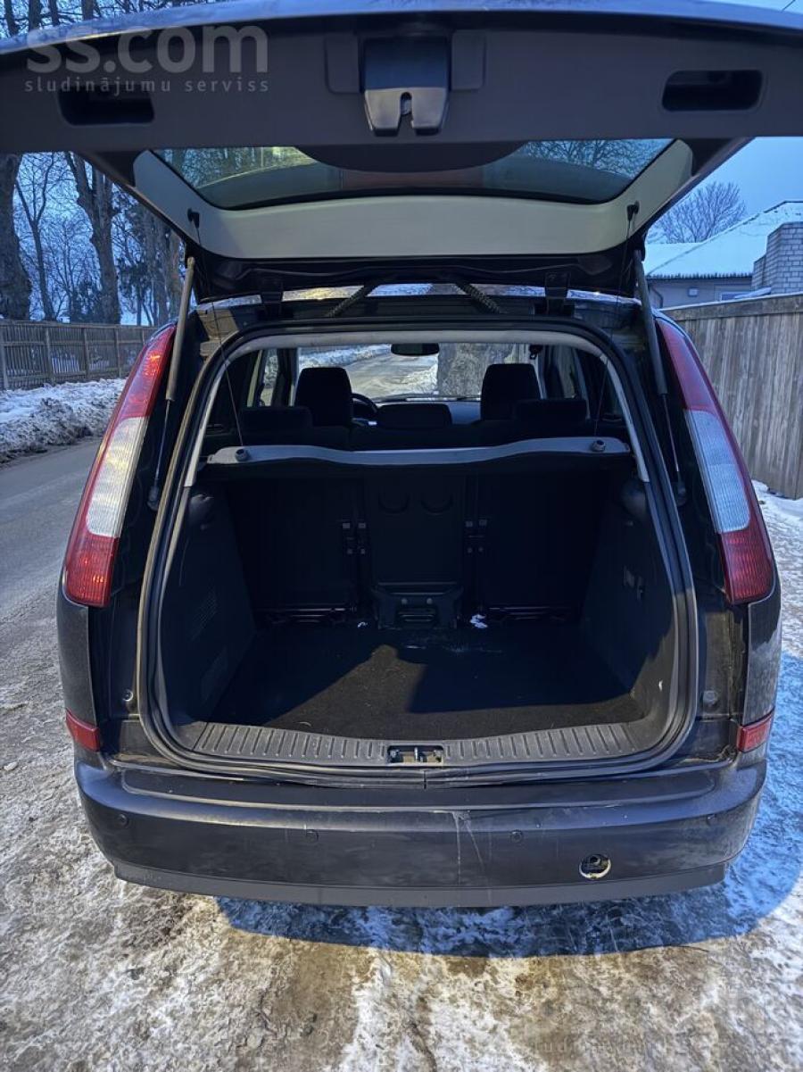 Black Ford C-Max 2004 in Liepaja, with an engine capacity of 1.60 L and mileage of 197 thousand km for 1550 €, photo 11 on AUTOMOTO.COM.LV