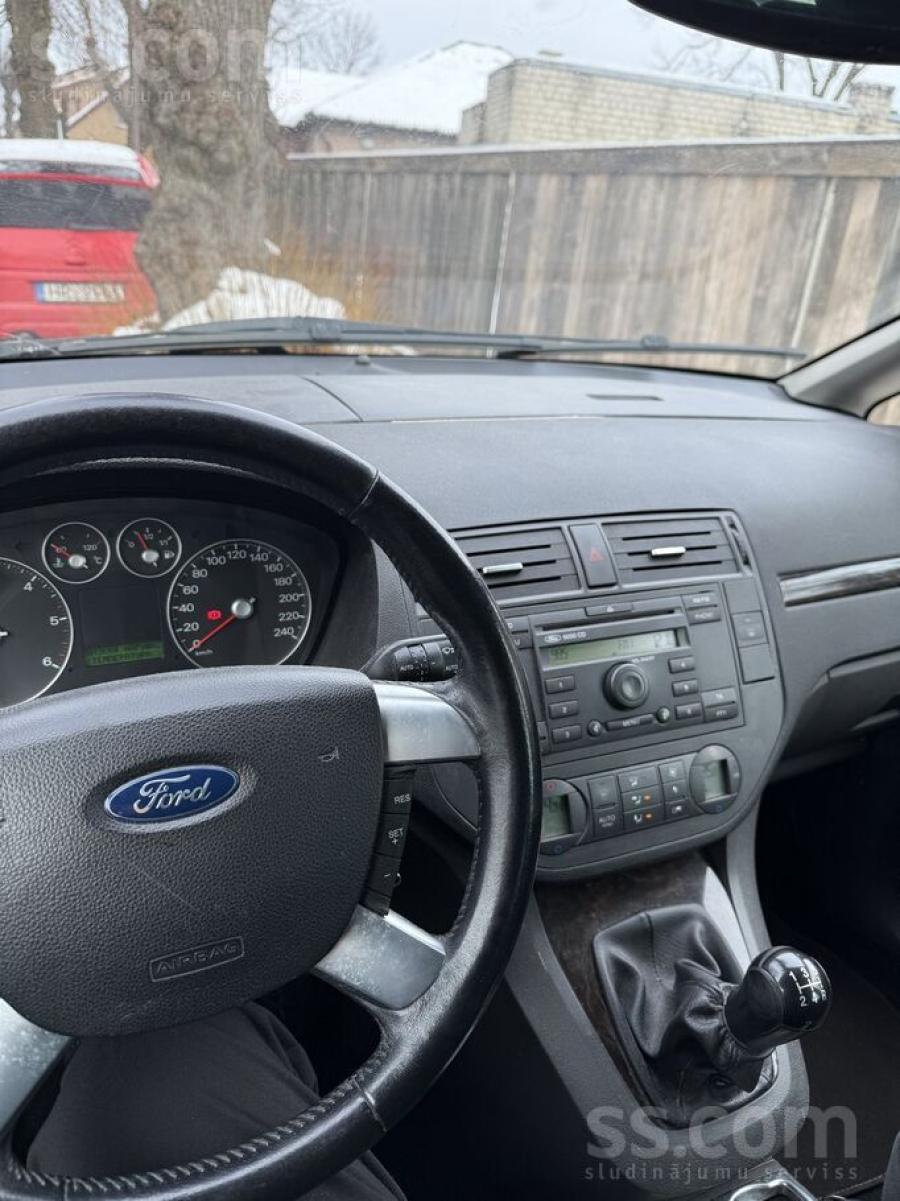 Black Ford C-Max 2004 in Liepaja, with an engine capacity of 1.60 L and mileage of 197 thousand km for 1550 €, photo 13 on AUTOMOTO.COM.LV