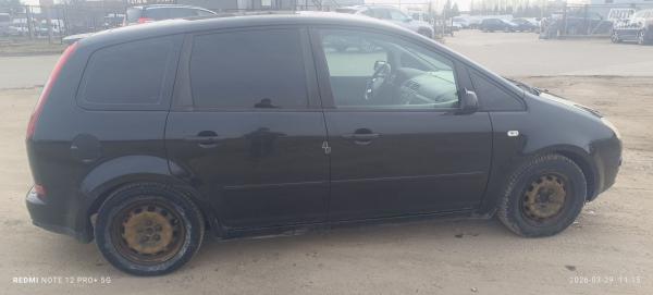 Black Ford C-Max 2007 in Siauliai, with an engine capacity of 1.60 L and mileage of 302 thousand km for 700 €, photo 5 on AUTOMOTO.COM.LV