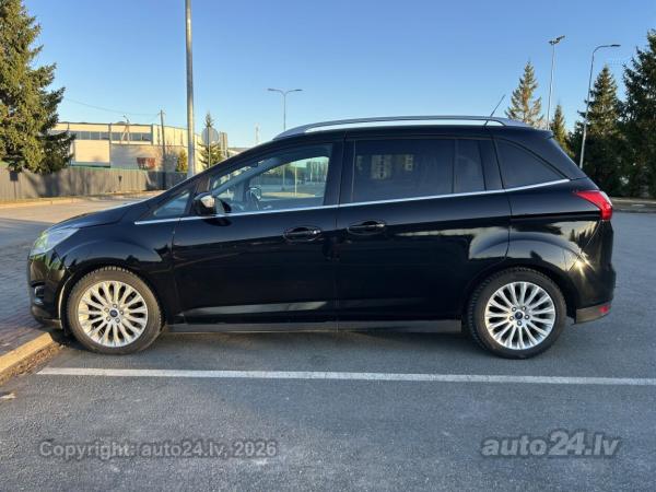 Melns Ford C-Max 2012 Tallina, ar dzinēja tilpumu 2.00 L un nobraukumu 254 tūkst. km par 4500 €, foto 1 vietnē AUTOMOTO.COM.LV