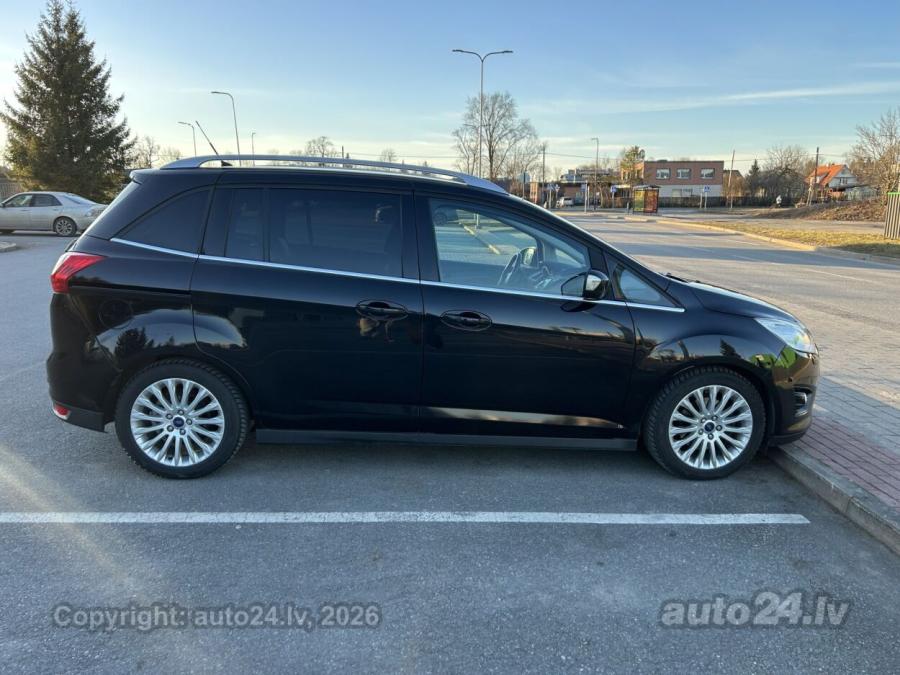 Melns Ford C-Max 2012 Tallina, ar dzinēja tilpumu 2.00 L un nobraukumu 254 tūkst. km par 4500 €, foto 3 vietnē AUTOMOTO.COM.LV