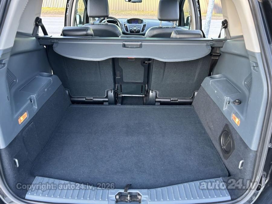 Melns Ford C-Max 2012 Tallina, ar dzinēja tilpumu 2.00 L un nobraukumu 254 tūkst. km par 4500 €, foto 19 vietnē AUTOMOTO.COM.LV