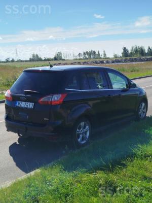 Black Ford C-Max 2012 in Liepaja, with an engine capacity of 1.60 L and mileage of 200 thousand km for 2800 €, photo  on AUTOMOTO.COM.LV