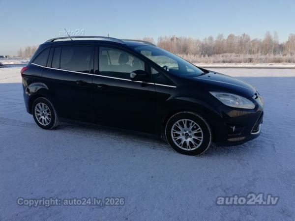 Black Ford C-Max 2013 in Tartu, with an engine capacity of 1.60 L and mileage of 212 thousand km for 5499 €, photo 6 on AUTOMOTO.COM.LV