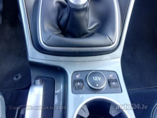 Melns Ford C-Max 2013 Tartu, ar dzinēja tilpumu 1.60 L un nobraukumu 212 tūkst. km par 5499 €, foto 11 vietnē AUTOMOTO.COM.LV