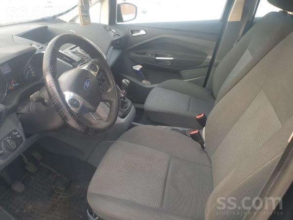 Black Ford C-Max 2013 in Riga, with an engine capacity of 1.60 L and mileage of 458 thousand km for 2490 €, photo 3 on AUTOMOTO.COM.LV