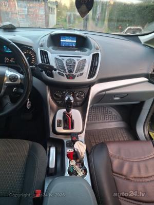 Black Ford C-Max 2013 in Tallinn, with an engine capacity of 2.00 L and mileage of 233 thousand km for 6200 €, photo 7 on AUTOMOTO.COM.LV