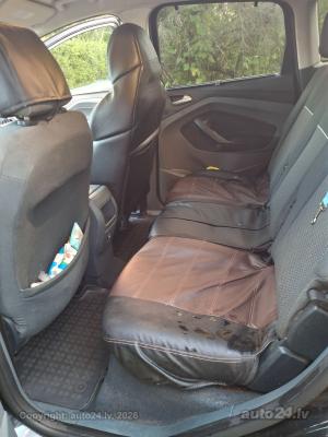 Black Ford C-Max 2013 in Tallinn, with an engine capacity of 2.00 L and mileage of 233 thousand km for 6200 €, photo 10 on AUTOMOTO.COM.LV