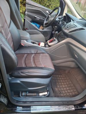Black Ford C-Max 2013 in Tallinn, with an engine capacity of 2.00 L and mileage of 233 thousand km for 6200 €, photo 11 on AUTOMOTO.COM.LV