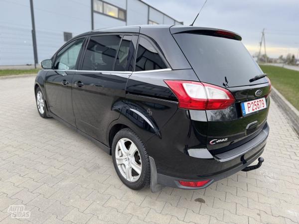 Black Ford C-Max 2014 in Kaunas, with an engine capacity of 1.00 L and mileage of 200 thousand km for 3999 €, photo 4 on AUTOMOTO.COM.LV