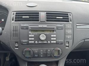 Blue Ford C-Max 2006 in Riga, with an engine capacity of 2.00 L and mileage of 290 thousand km for 1300 €, photo 6 on AUTOMOTO.COM.LV