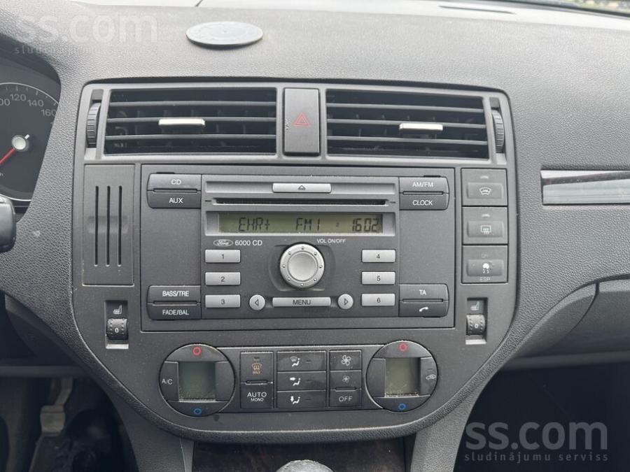 Blue Ford C-Max 2006 in Riga, with an engine capacity of 2.00 L and mileage of 290 thousand km for 1300 €, photo 6 on AUTOMOTO.COM.LV