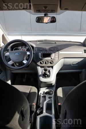 Blue Ford C-Max 2008 in Riga, with an engine capacity of 1.80 L and mileage of 283 thousand km for 1500 €, photo 10 on AUTOMOTO.COM.LV
