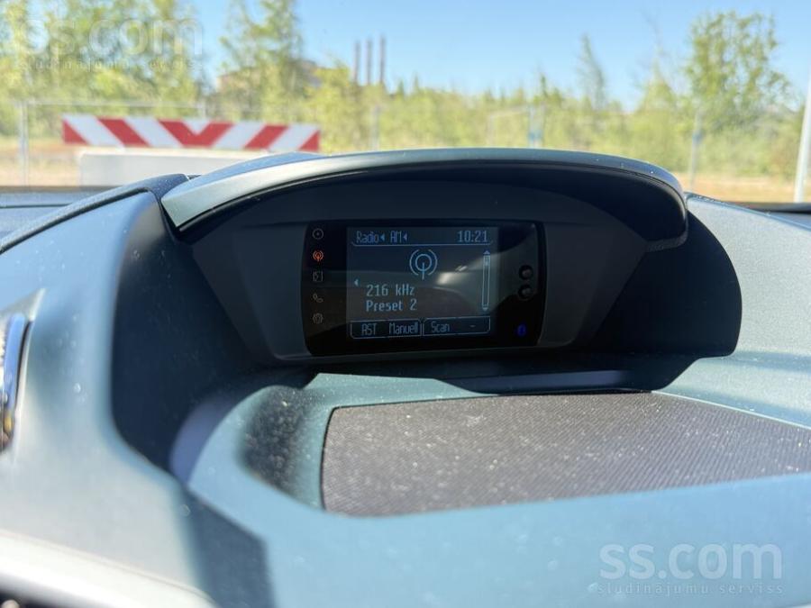 Zils Ford C-Max 2012 Liepāja, ar dzinēja tilpumu 1.60 L un nobraukumu 236 tūkst. km par 4800 €, foto 23 vietnē AUTOMOTO.COM.LV