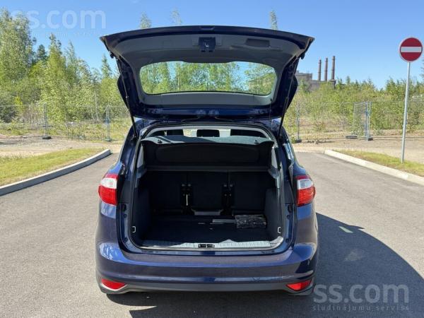 Zils Ford C-Max 2012 Liepāja, ar dzinēja tilpumu 1.60 L un nobraukumu 236 tūkst. km par 4500 €, foto 10 vietnē AUTOMOTO.COM.LV