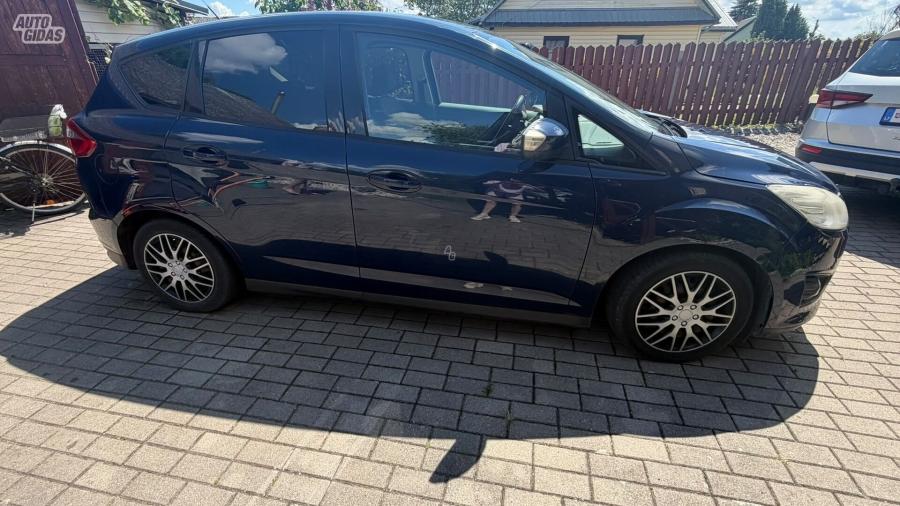 Blue Ford C-Max 2013 in Vilnius, with an engine capacity of 1.00 L and mileage of 240 thousand km for 1500 €, photo 4 on AUTOMOTO.COM.LV