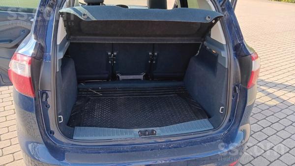 Blue Ford C-Max 2013 in Jelgava, with an engine capacity of 2.00 L and mileage of 255 thousand km for 4950 €, photo 4 on AUTOMOTO.COM.LV