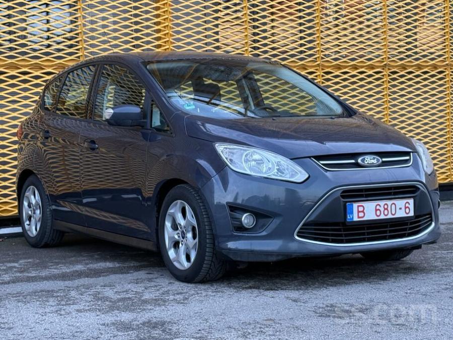 Blue Ford C-Max 2015 in Ogre, with an engine capacity of 1.60 L and mileage of 158 thousand km for 5995 €, photo 1 on AUTOMOTO.COM.LV