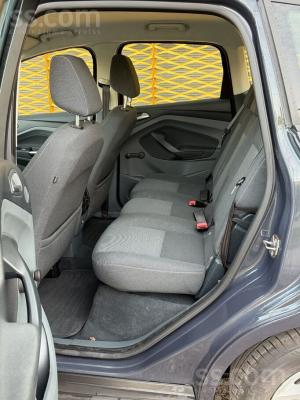 Blue Ford C-Max 2015 in Ogre, with an engine capacity of 1.60 L and mileage of 158 thousand km for 5995 €, photo 10 on AUTOMOTO.COM.LV