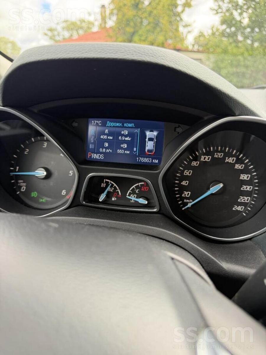 Zils Ford C-Max 2015 Ventspils, ar dzinēja tilpumu 2.00 L un nobraukumu 177 tūkst. km par 5990 €, foto 14 vietnē AUTOMOTO.COM.LV