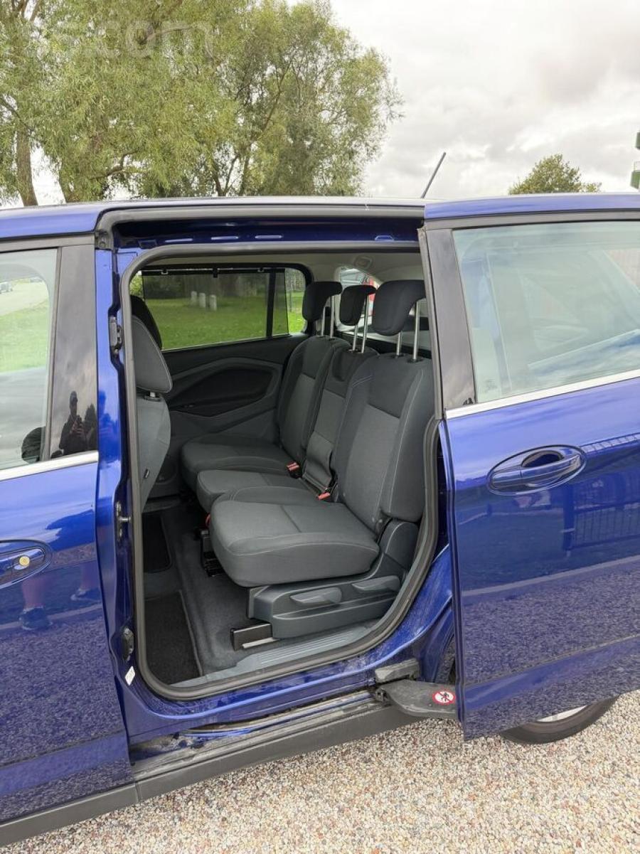 Zils Ford C-Max 2015 Ventspils, ar dzinēja tilpumu 2.00 L un nobraukumu 177 tūkst. km par 5990 €, foto 25 vietnē AUTOMOTO.COM.LV