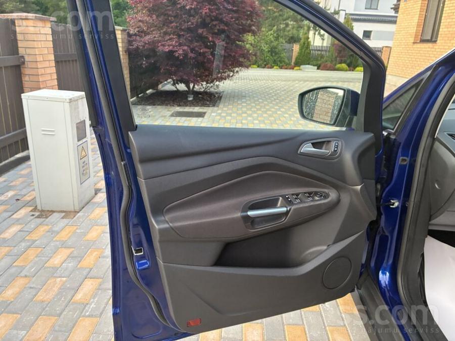 Zils Ford C-Max 2016 Rīga, ar dzinēja tilpumu 1.50 L un nobraukumu 0 tūkst. km par 7900 €, foto 23 vietnē AUTOMOTO.COM.LV
