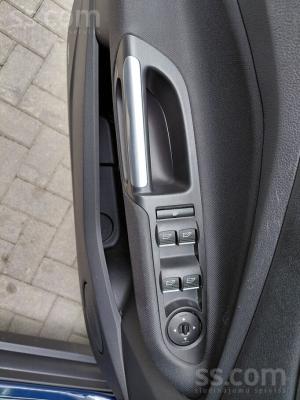 Blue Ford C-Max 2016 in Talsi, with an engine capacity of 1.50 L and mileage of 287 thousand km for 5500 €, photo 16 on AUTOMOTO.COM.LV