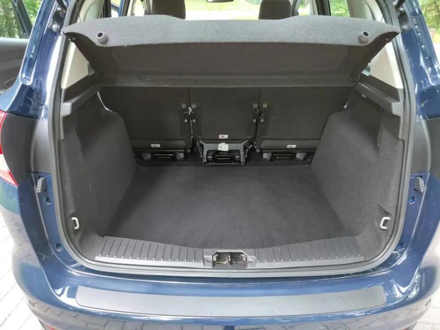 Zils Ford C-Max 2016 Talsi, ar dzinēja tilpumu 1.50 L un nobraukumu 287 tūkst. km par 5500 €, foto 10 vietnē AUTOMOTO.COM.LV