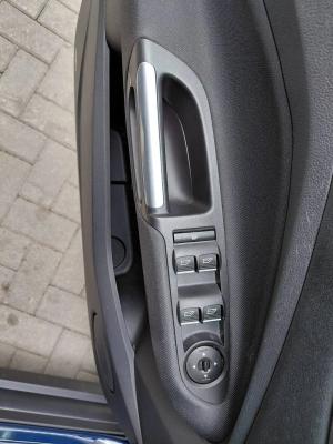 Zils Ford C-Max 2016 Talsi, ar dzinēja tilpumu 1.50 L un nobraukumu 287 tūkst. km par 5500 €, foto 16 vietnē AUTOMOTO.COM.LV