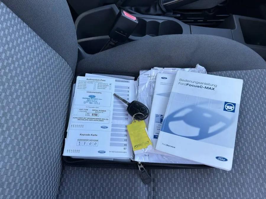 Zils Ford C-Max 2004 Limbaži, ar dzinēja tilpumu 1.80 L un nobraukumu 261 tūkst. km par 650 €, foto 12 vietnē AUTOMOTO.COM.LV