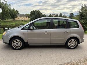 Blue Ford C-Max 2004 in Bauska, with an engine capacity of 1.60 L and mileage of 337 thousand km for 1150 €, photo 6 on AUTOMOTO.COM.LV