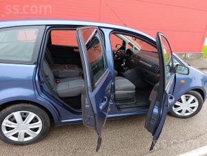 Blue Ford C-Max 2005 in Rezekne, with an engine capacity of 1.60 L and mileage of 0 thousand km for 1650 €, photo 12 on AUTOMOTO.COM.LV