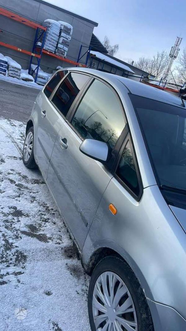 Zils Ford C-Max 2005 Viļņa, ar dzinēja tilpumu 1.56 L un nobraukumu 340 tūkst. km par 1250 €, foto 8 vietnē AUTOMOTO.COM.LV