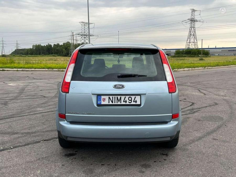 Blue Ford C-Max 2005 in Panevezys, with an engine capacity of 1.60 L and mileage of 221 thousand km for 1150 €, photo 8 on AUTOMOTO.COM.LV
