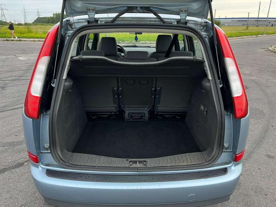 Blue Ford C-Max 2005 in Panevezys, with an engine capacity of 1.60 L and mileage of 221 thousand km for 1150 €, photo 13 on AUTOMOTO.COM.LV