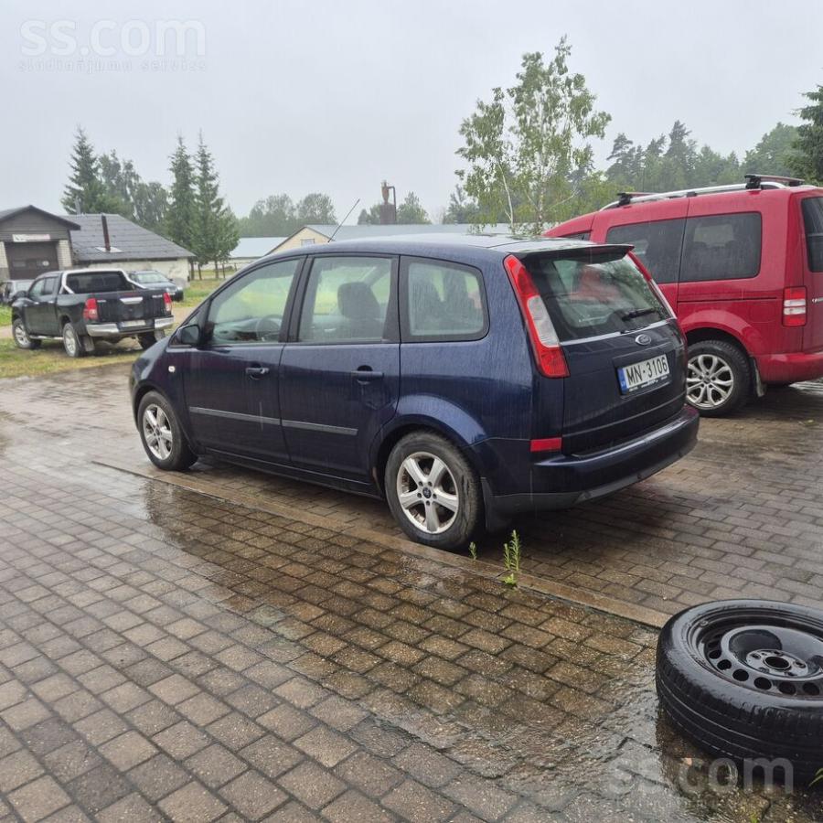 Blue Ford C-Max 2006 in Valmiera, with an engine capacity of 1.80 L and mileage of 177 thousand km for 1950 €, photo 4 on AUTOMOTO.COM.LV
