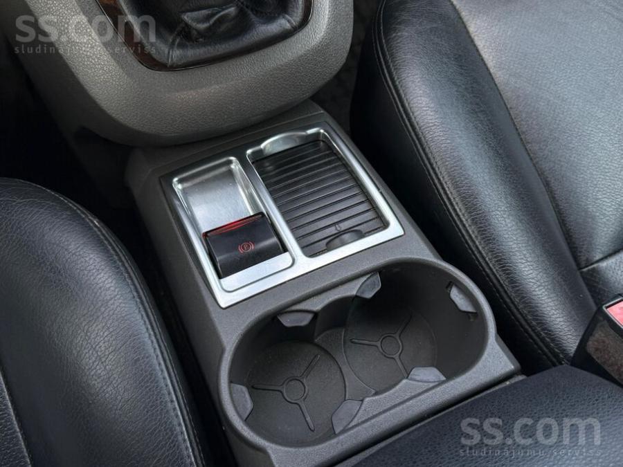 Zils Ford C-Max 2006 Liepāja, ar dzinēja tilpumu 1.80 L un nobraukumu 315 tūkst. km par 1590 €, foto 24 vietnē AUTOMOTO.COM.LV