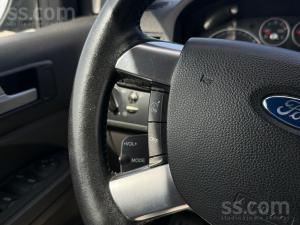 Zils Ford C-Max 2006 Liepāja, ar dzinēja tilpumu 1.80 L un nobraukumu 315 tūkst. km par 1590 €, foto 25 vietnē AUTOMOTO.COM.LV