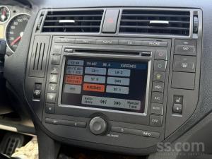 Zils Ford C-Max 2006 Liepāja, ar dzinēja tilpumu 1.80 L un nobraukumu 315 tūkst. km par 1590 €, foto 31 vietnē AUTOMOTO.COM.LV
