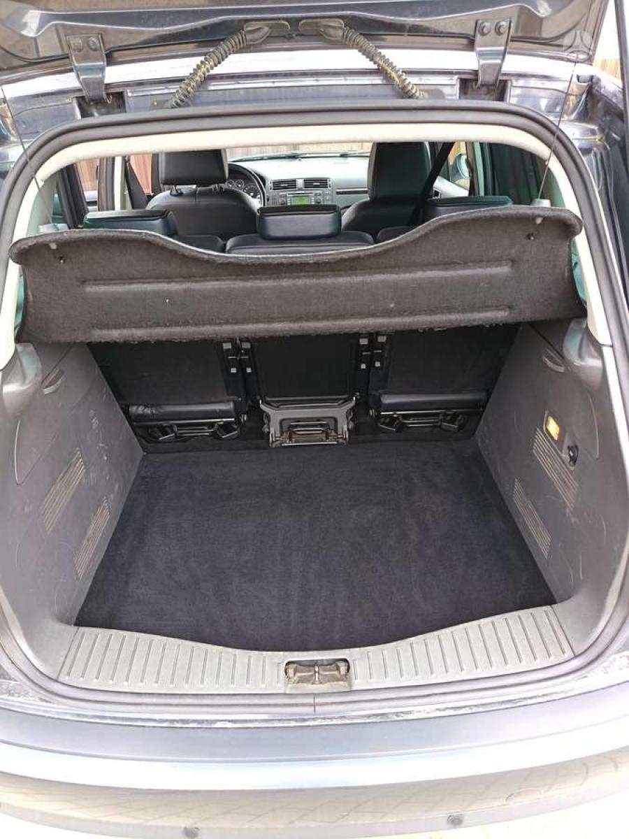 Zils Ford C-Max 2007 Radviliškis, ar dzinēja tilpumu 1.75 L un nobraukumu 216 tūkst. km par 1200 €, foto 11 vietnē AUTOMOTO.COM.LV