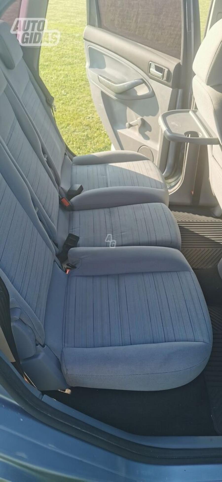 Blue Ford C-Max 2008 in Klaipeda, with an engine capacity of 1.80 L and mileage of 231 thousand km for 2100 €, photo 13 on AUTOMOTO.COM.LV