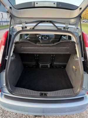 Zils Ford C-Max 2008 Kauņa, ar dzinēja tilpumu 1.80 L un nobraukumu 268 tūkst. km par 1950 €, foto 16 vietnē AUTOMOTO.COM.LV