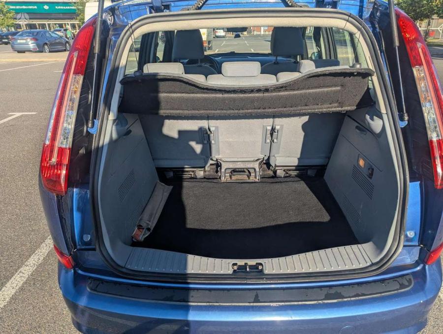 Zils Ford C-Max 2008 Viļņa, ar dzinēja tilpumu 1.60 L un nobraukumu 277 tūkst. km par 1850 €, foto 10 vietnē AUTOMOTO.COM.LV