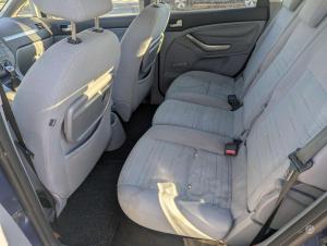 Zils Ford C-Max 2008 Viļņa, ar dzinēja tilpumu 1.60 L un nobraukumu 277 tūkst. km par 1850 €, foto 11 vietnē AUTOMOTO.COM.LV