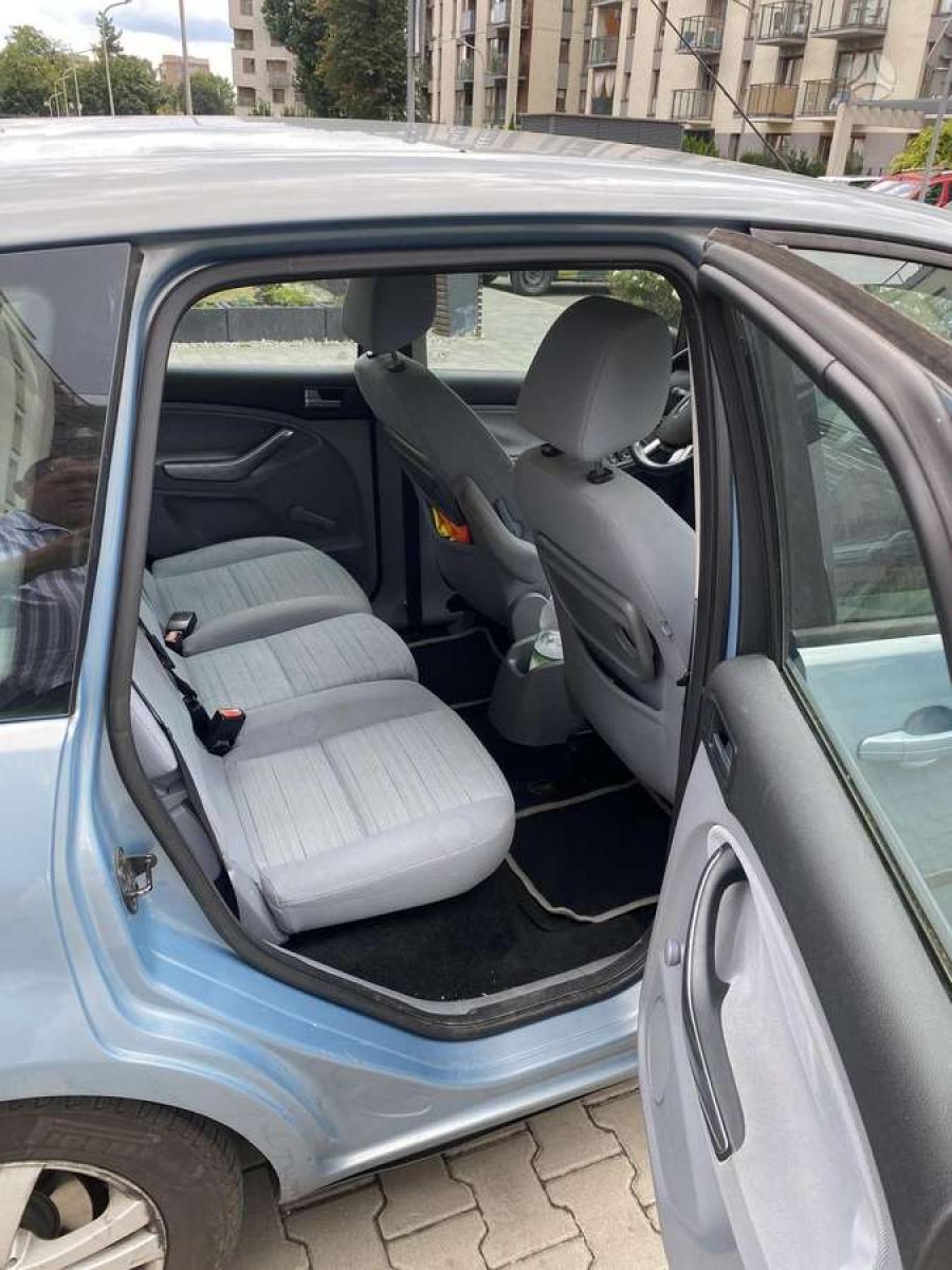 Blue Ford C-Max 2008 in Kaunas, with an engine capacity of 1.75 L and mileage of 376 thousand km for 1700 €, photo 8 on AUTOMOTO.COM.LV