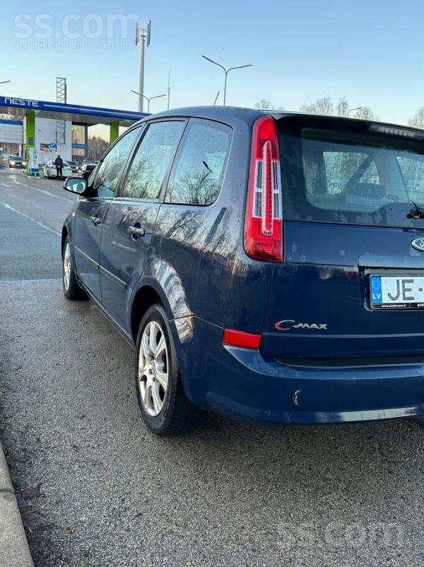 Blue Ford C-Max 2009 in Ogre, with an engine capacity of 1.60 L and mileage of 365 thousand km for 950 €, photo 4 on AUTOMOTO.COM.LV