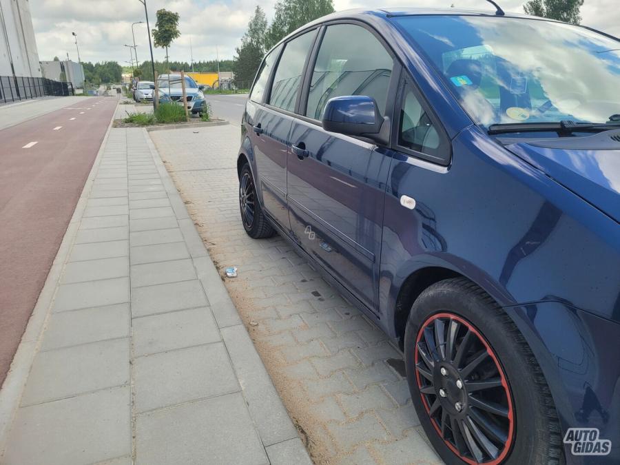 Blue Ford C-Max 2009 in Vilnius, with an engine capacity of 1.60 L and mileage of 303 thousand km for 1650 €, photo 9 on AUTOMOTO.COM.LV