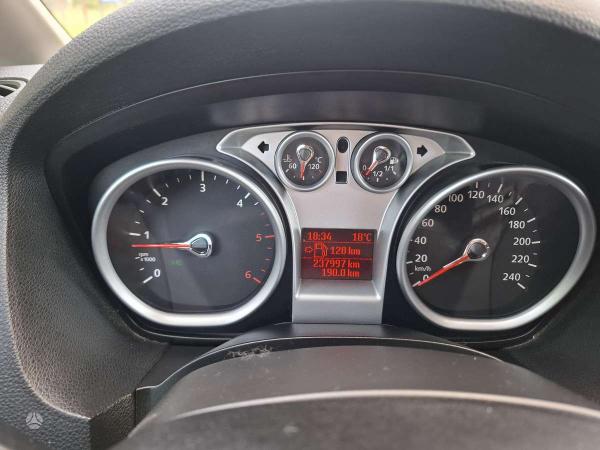 Blue Ford C-Max 2009 in Utena, with an engine capacity of 1.56 L and mileage of 240 thousand km for 2100 €, photo 9 on AUTOMOTO.COM.LV