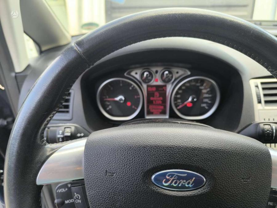 Blue Ford C-Max 2009 in Marijampole, with an engine capacity of 1.75 L and mileage of 227 thousand km for 1400 €, photo 8 on AUTOMOTO.COM.LV